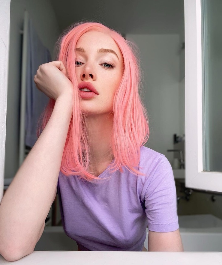 Picture of Angelina Michelle