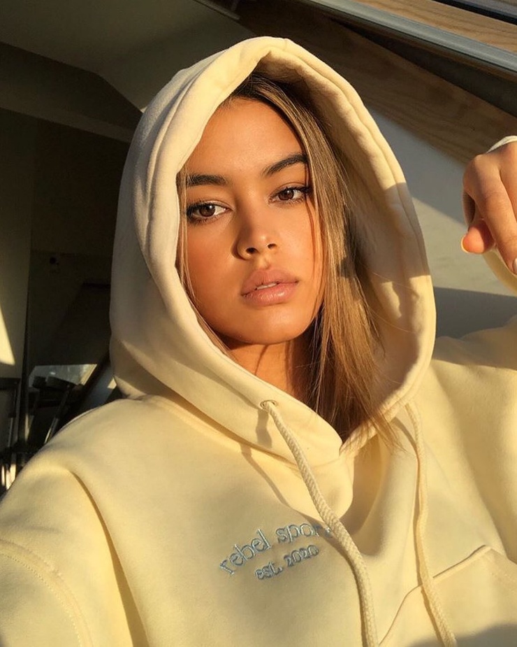 Annabel North Lewis image