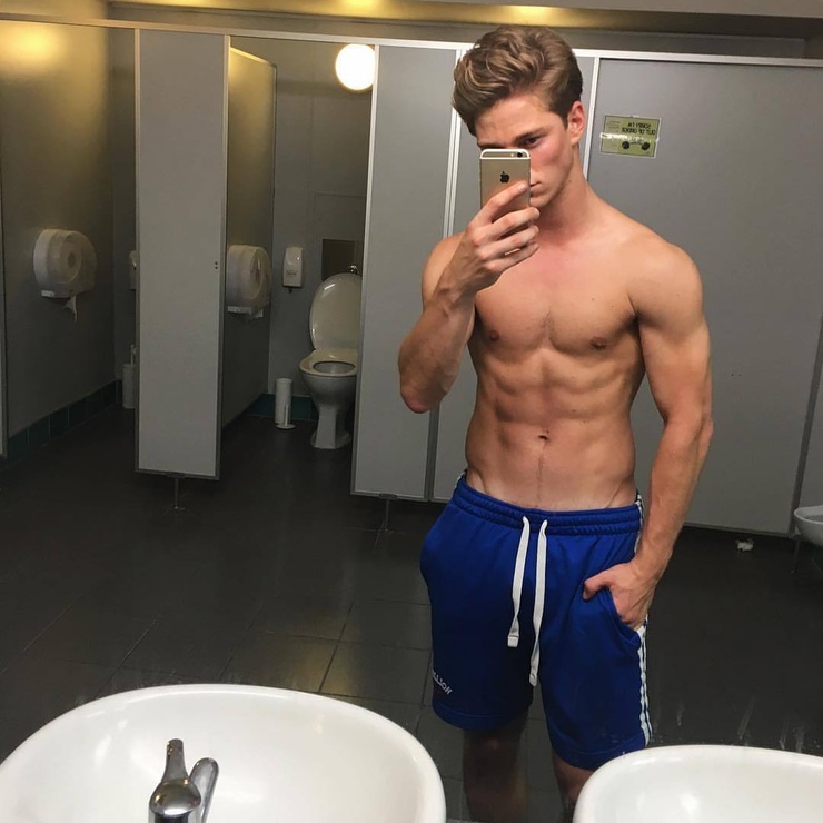 Picture of Nico Greetham