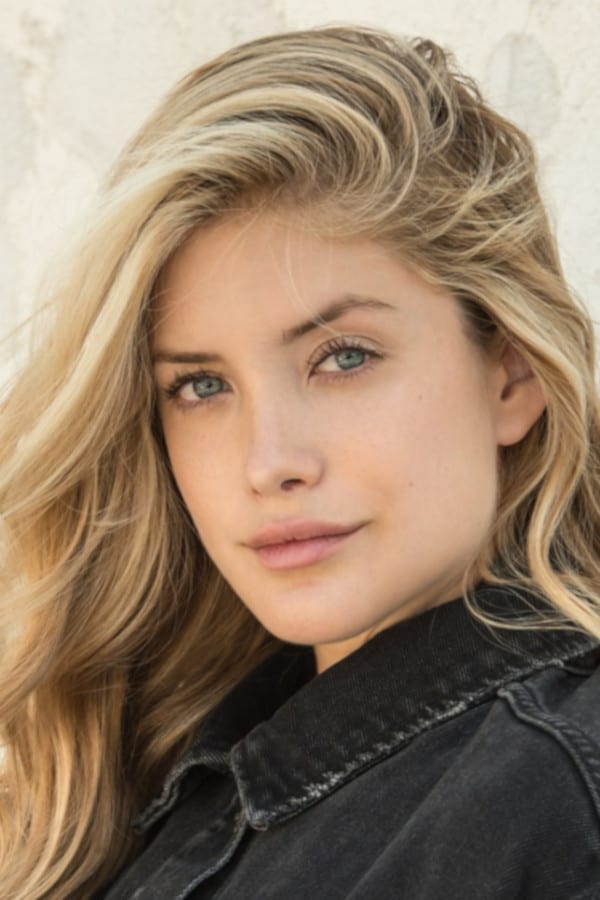 Picture of Kelsey Elliott