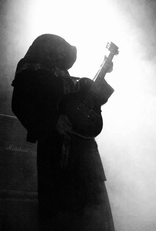Picture of Sunn O)))