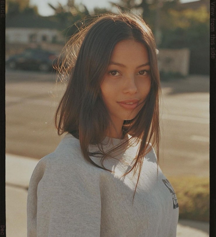 Fiona Barron picture