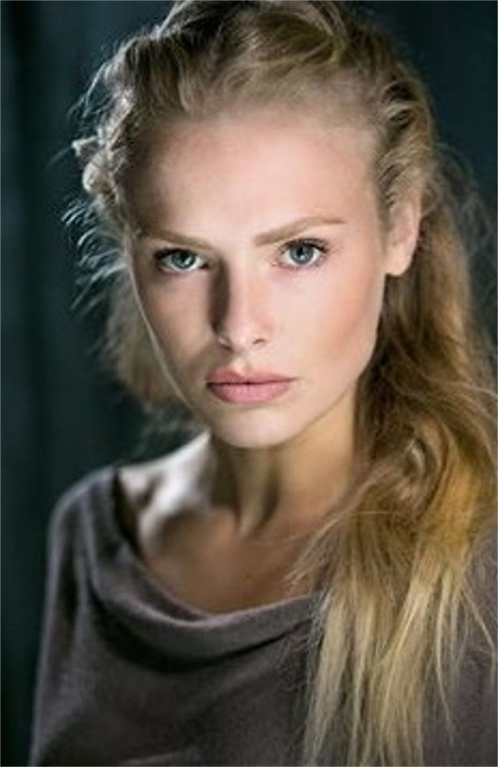 Picture of Clementine Nicholson