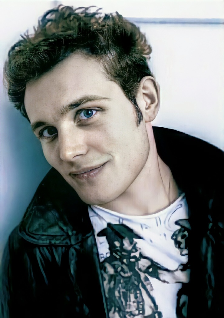 Listal - List the stuff you love! Movies, TV, music, games and books