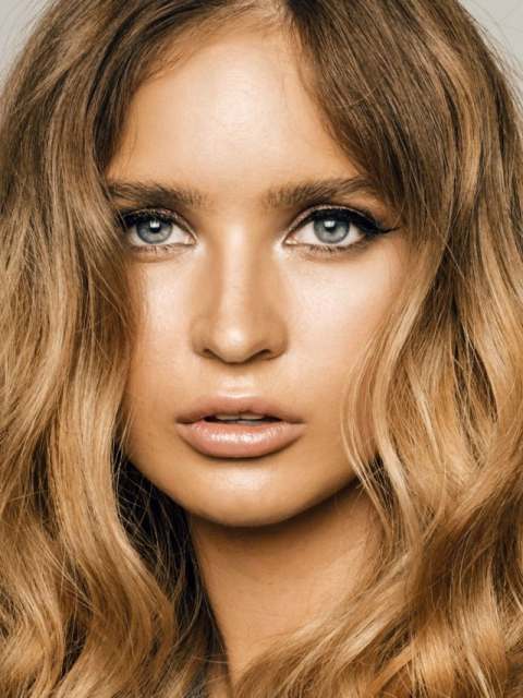 Picture of Alisa Fox