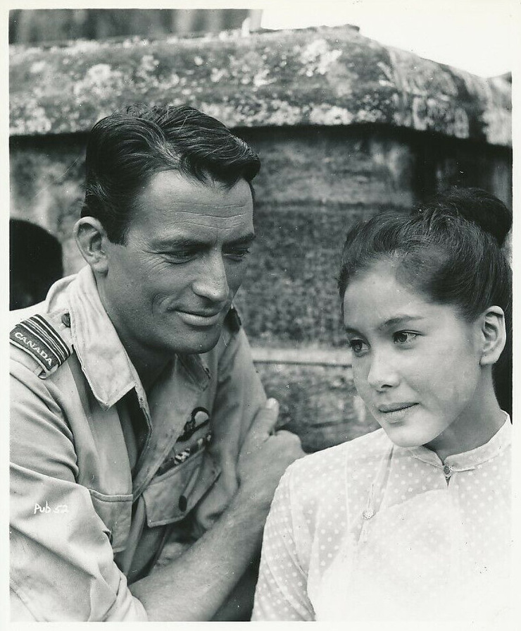 Gregory Peck, Win Min Than