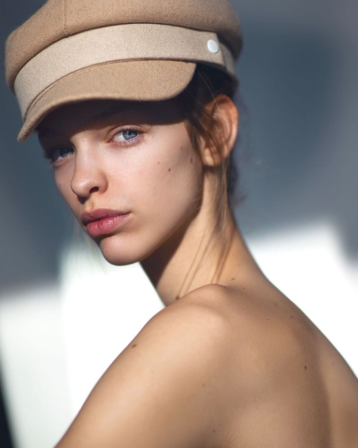 Clare Crawford image