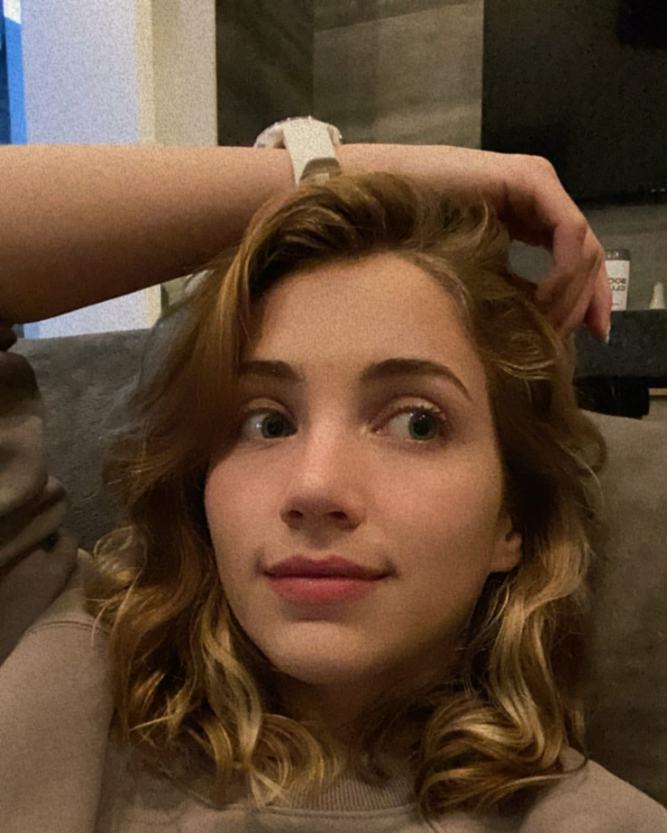 Picture of Emily Rudd