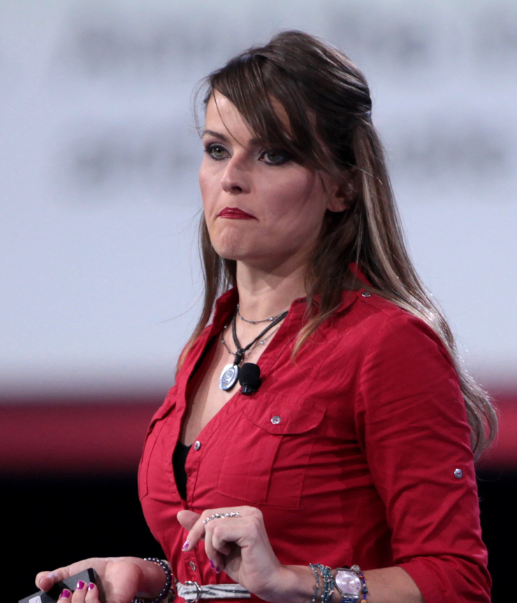 Picture of Gloria Alvarez