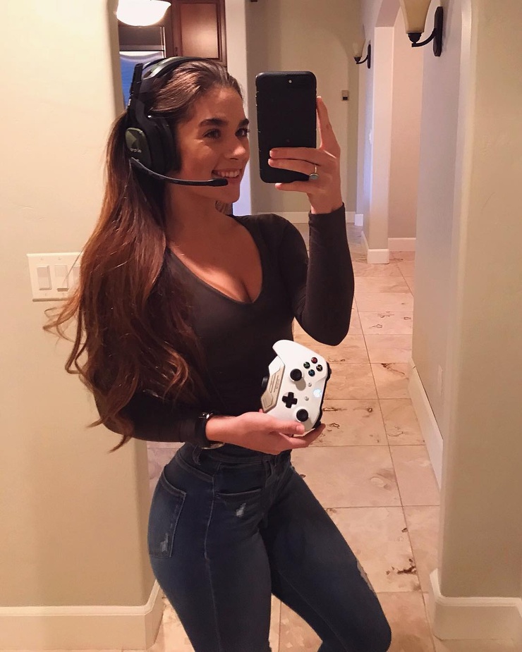Madison Rae Hart Picture