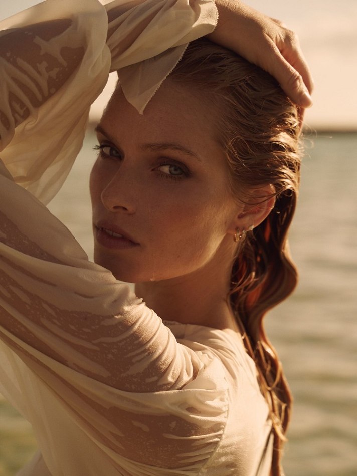 Picture of Bree Smith model