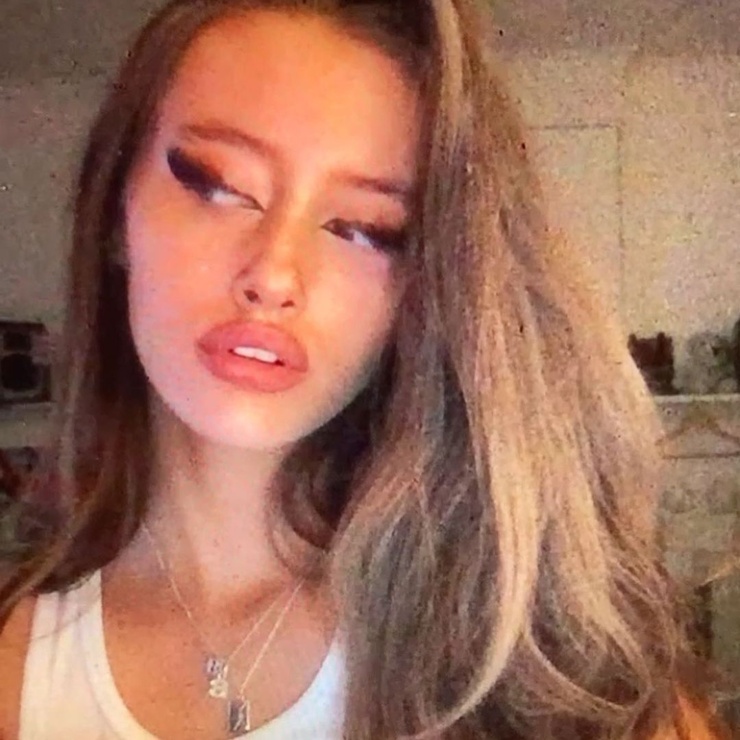 Picture of Bonnie Bond