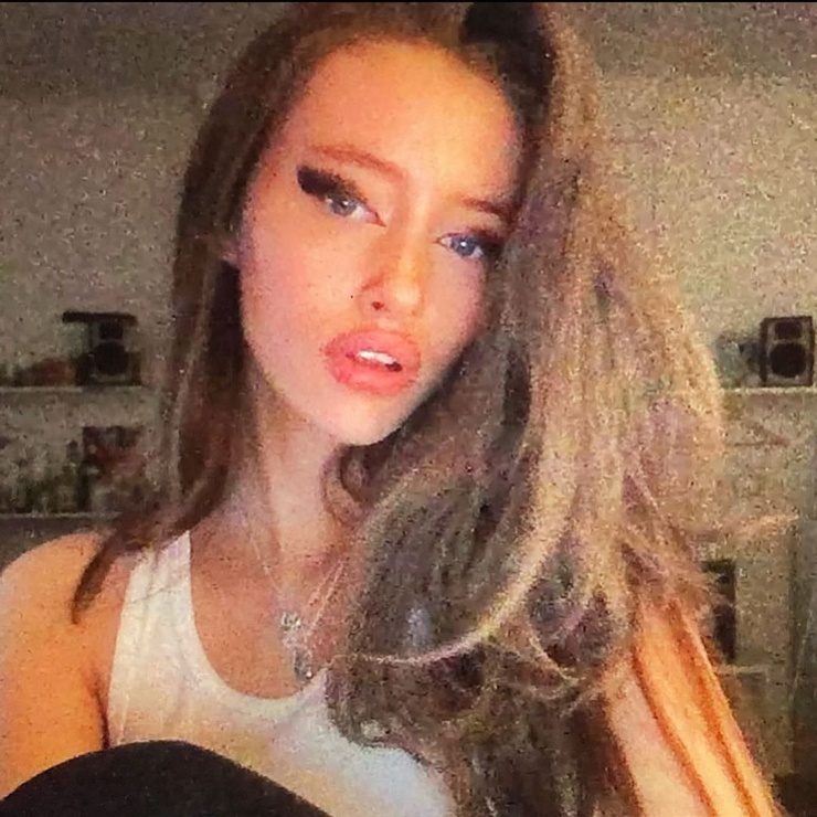 Picture of Bonnie Bond