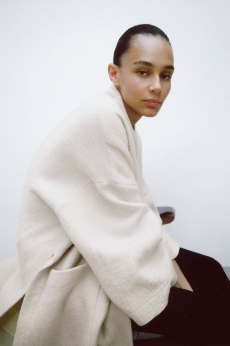 Picture of Leona Binx Walton