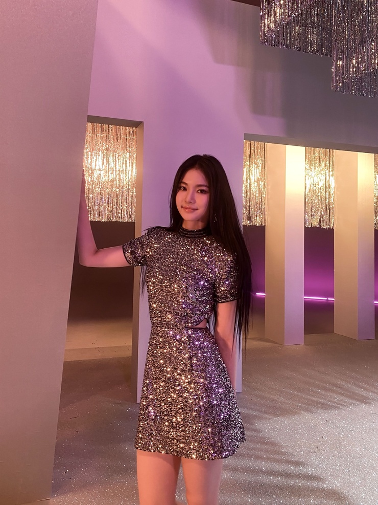 Picture of Isa (STAYC)