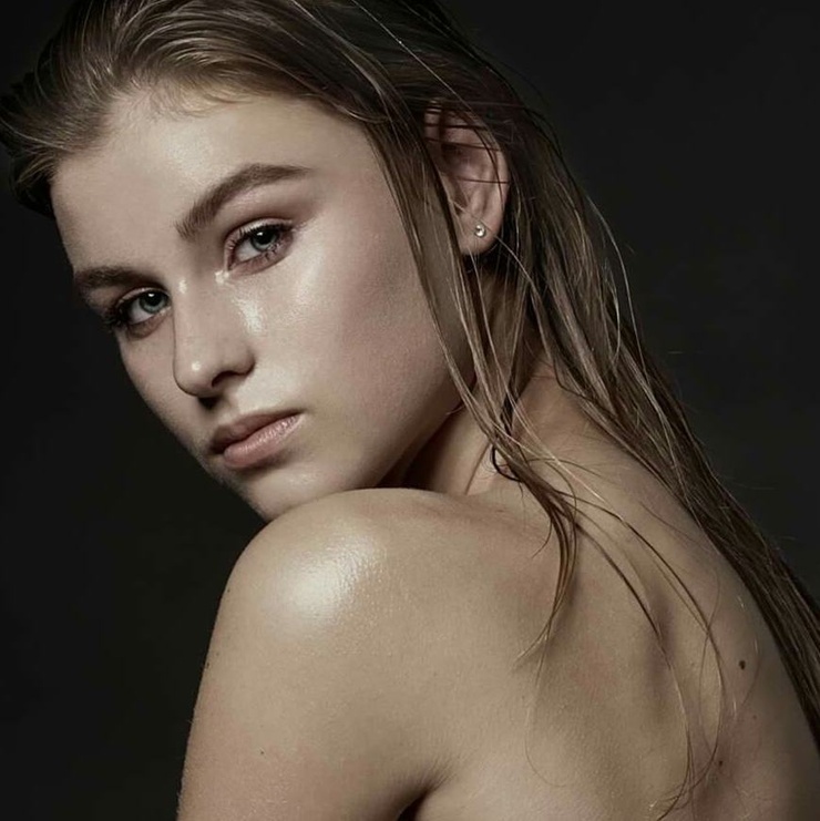 Picture of Imke van den Akker