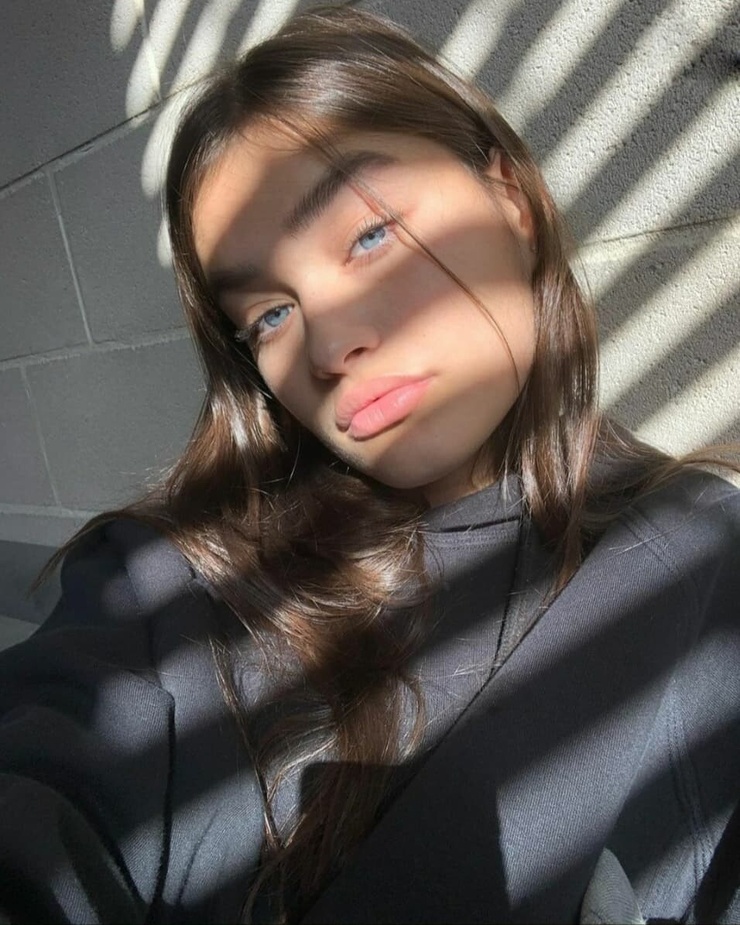romi frenkel picture