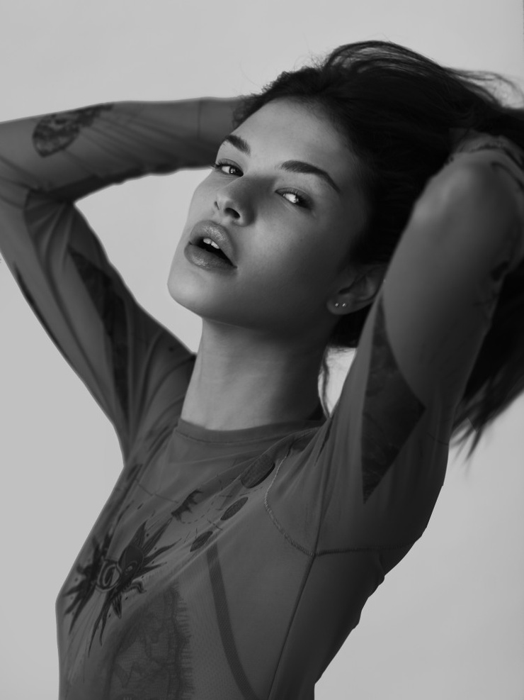 Fernanda Chaves image