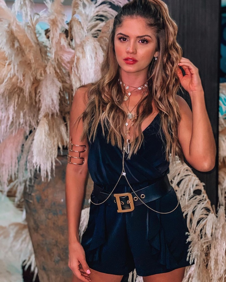 Image of VALERIA DUQUE