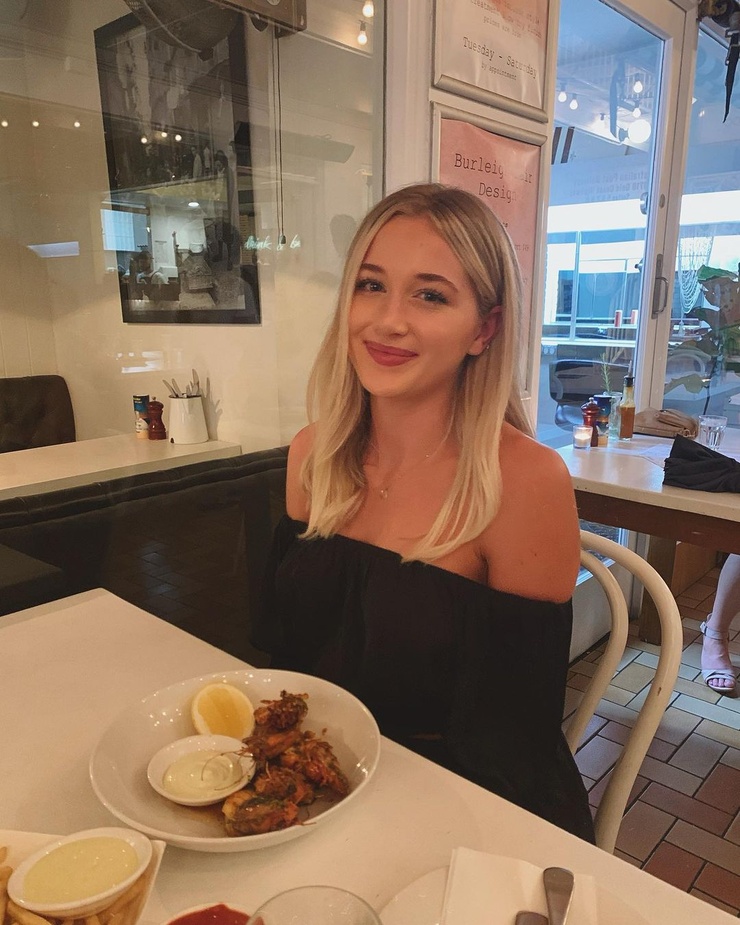 Picture of Lily Bowman