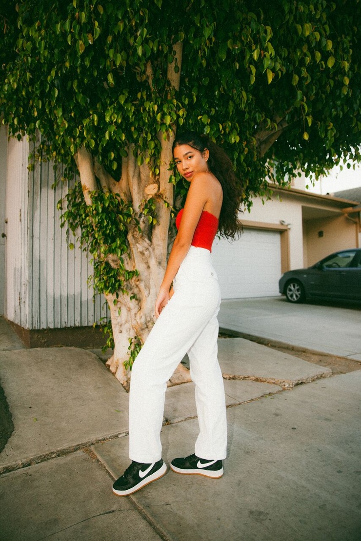 Picture of Ariel Toole