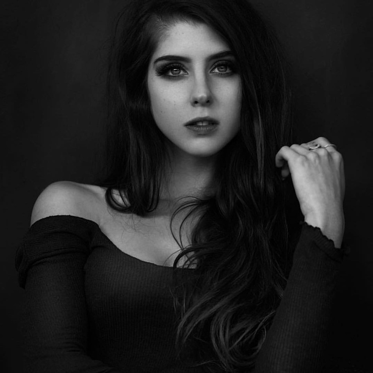 Picture of Rebecca Pead