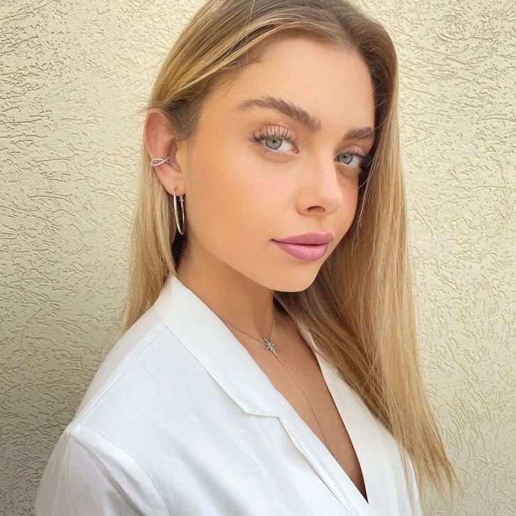 Picture of Shelly Shwartz