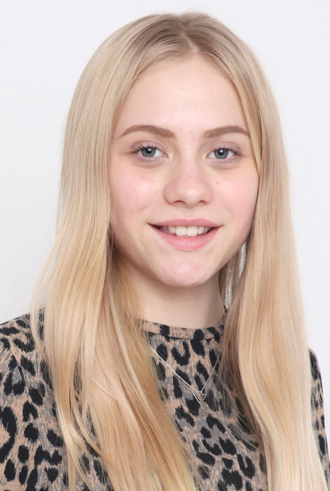Picture of Cya Emma Blaack