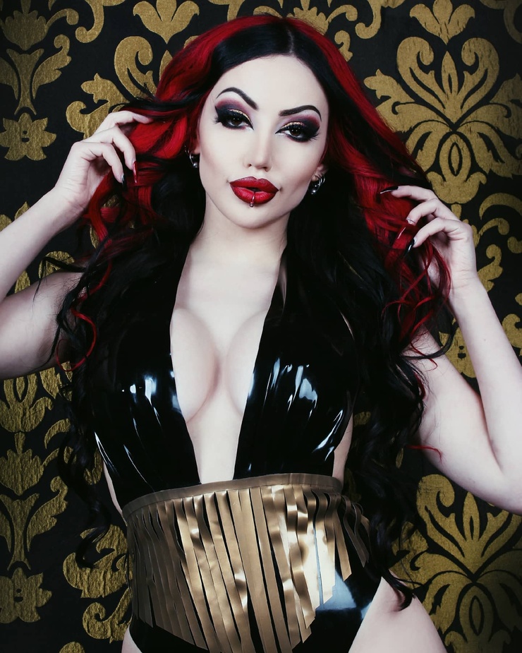 Dani Divine picture