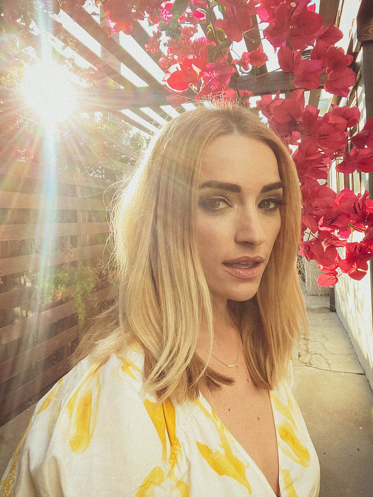 Picture of Brianne Howey
