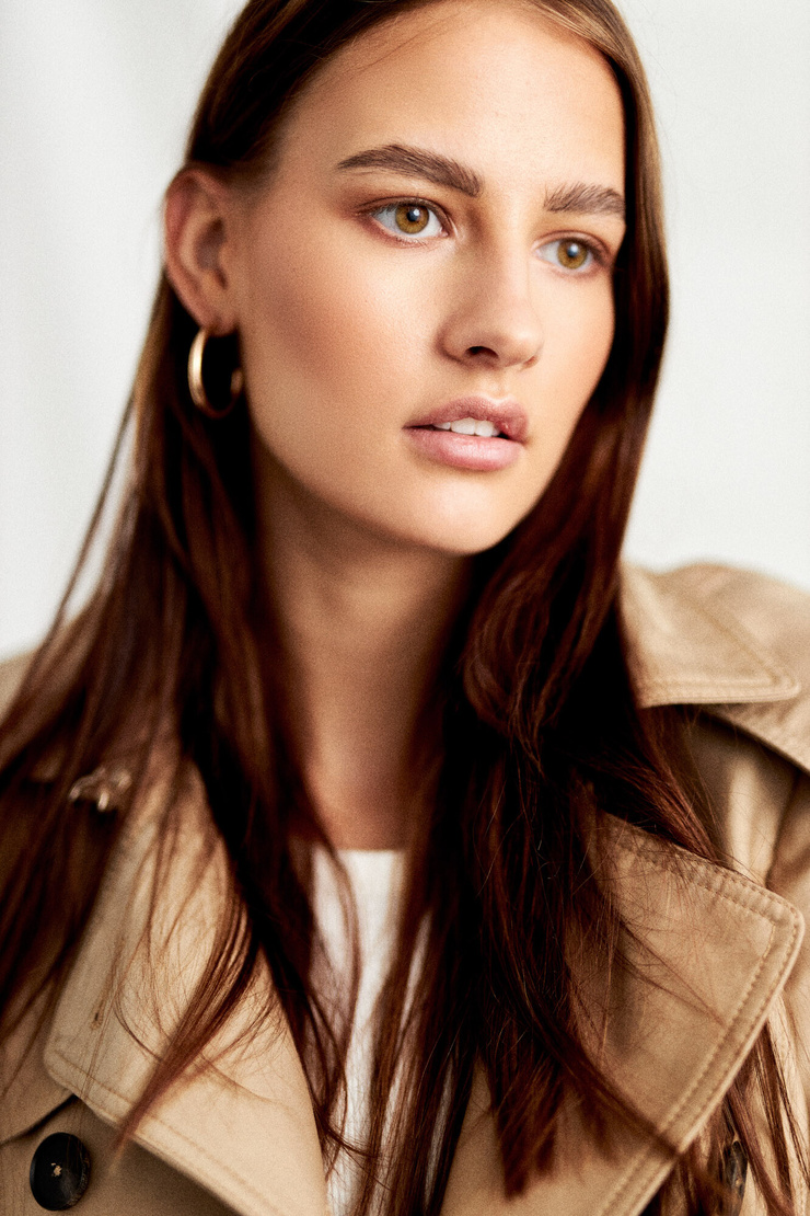 Celine Peschek image