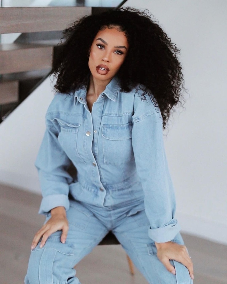 Picture of Nakita Johnson