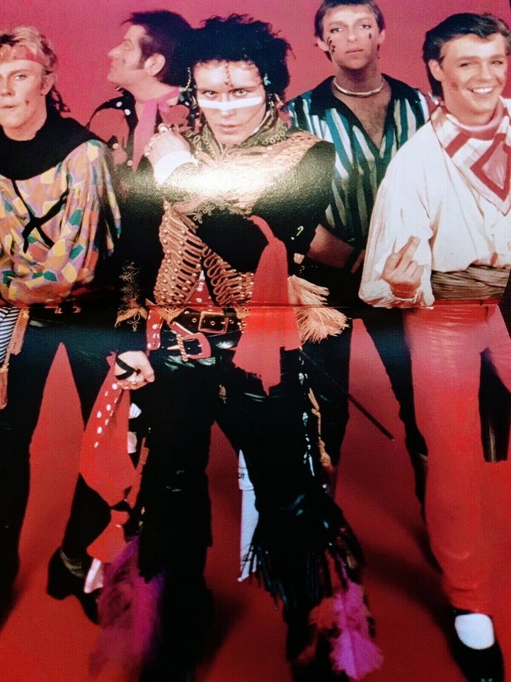 Listal - List the stuff you love! Movies, TV, music, games and books