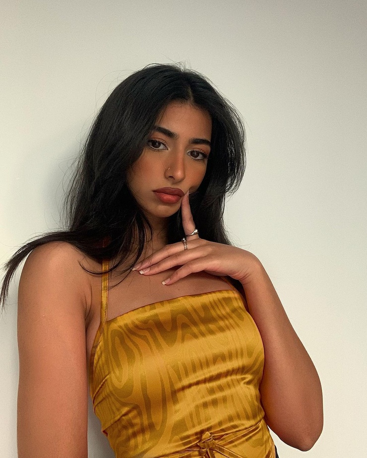 Picture of Iffat Marashi