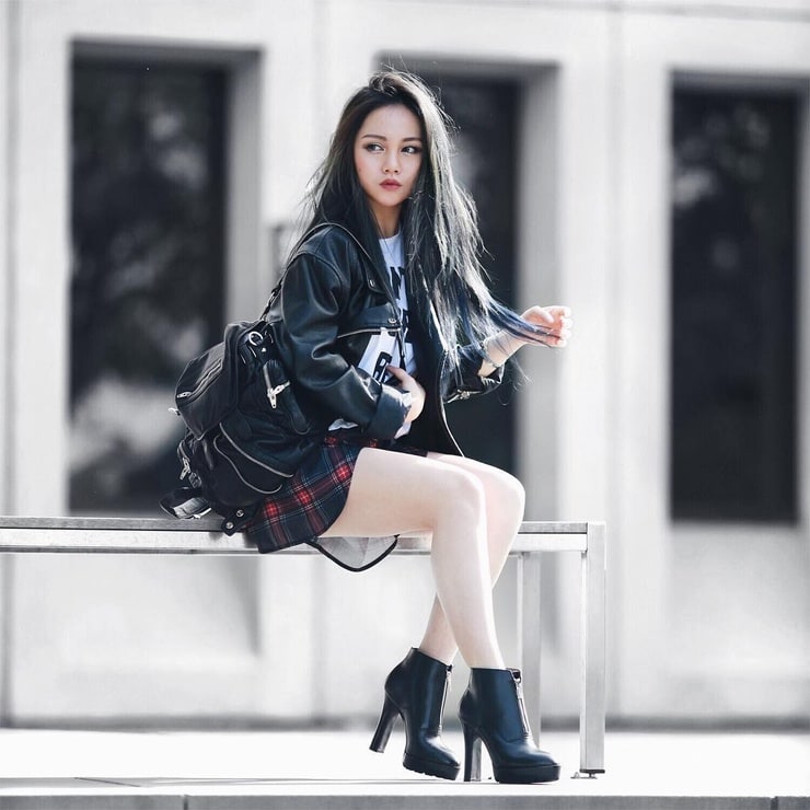 Picture of Chloe Ting