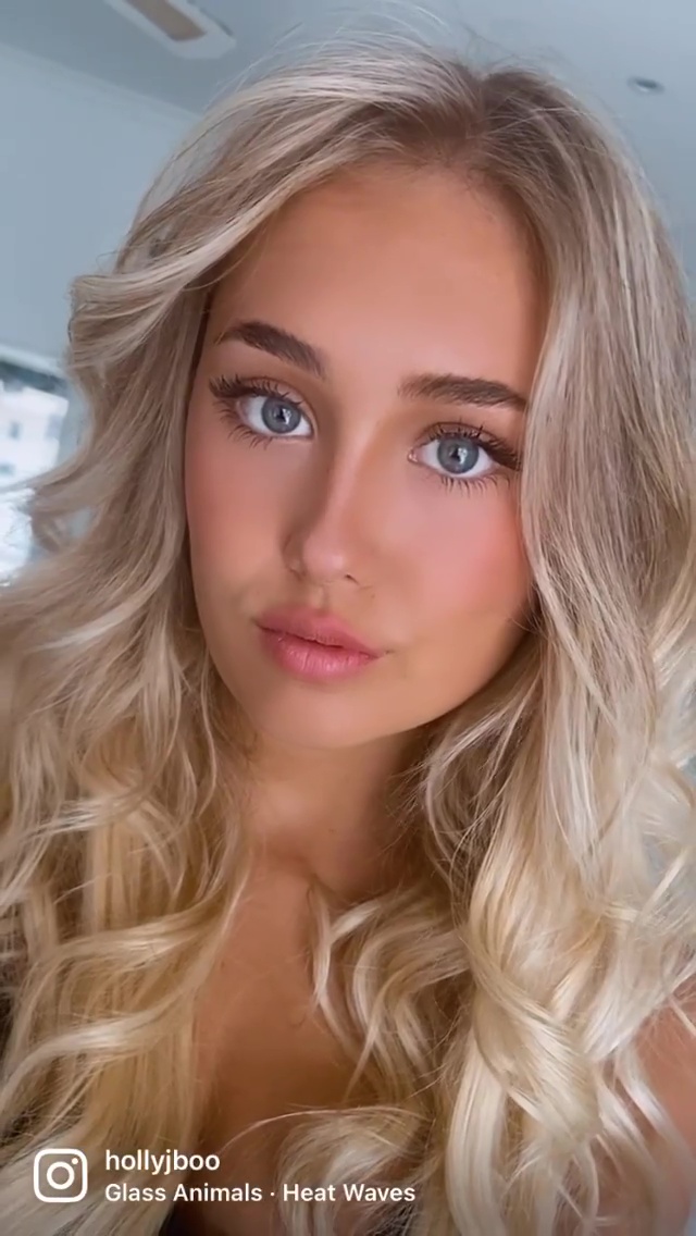 Picture of Holly Boothby