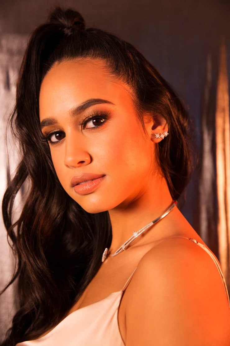 Picture of Emily Tosta