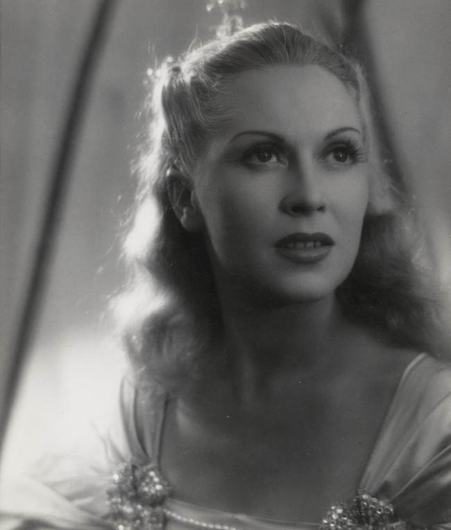 Picture of Josette Day