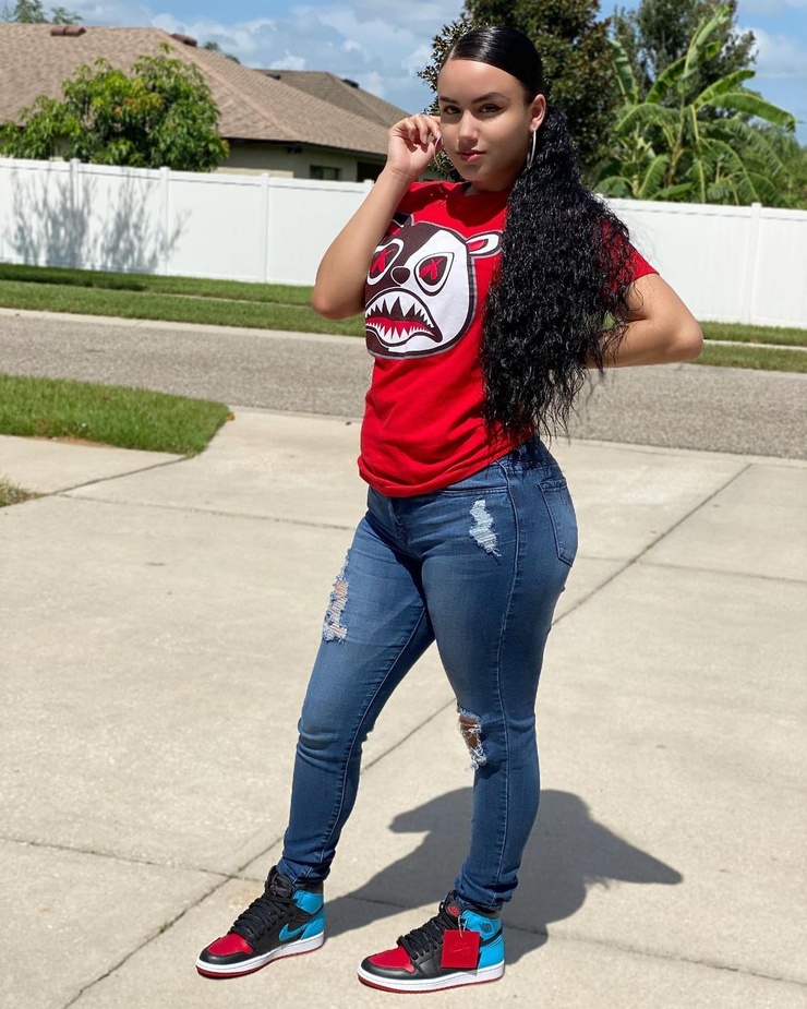 Picture of Hazel Zquad