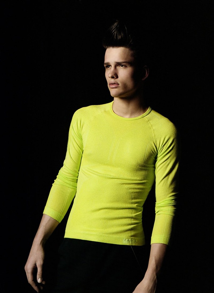 Picture of Simon Nessman