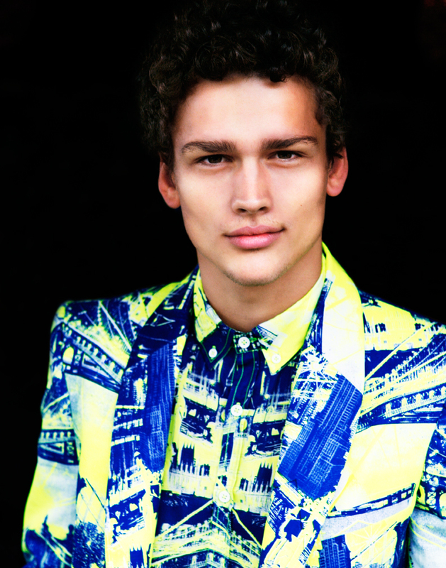 Picture of Simon Nessman