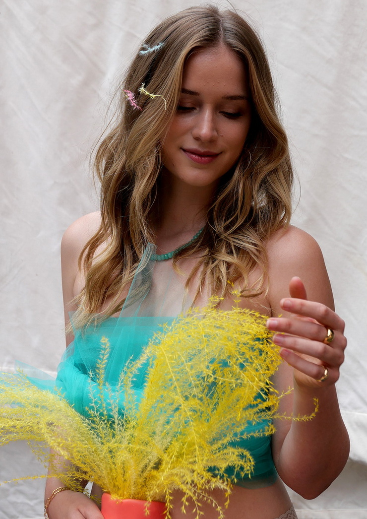 Picture of elizabeth lail