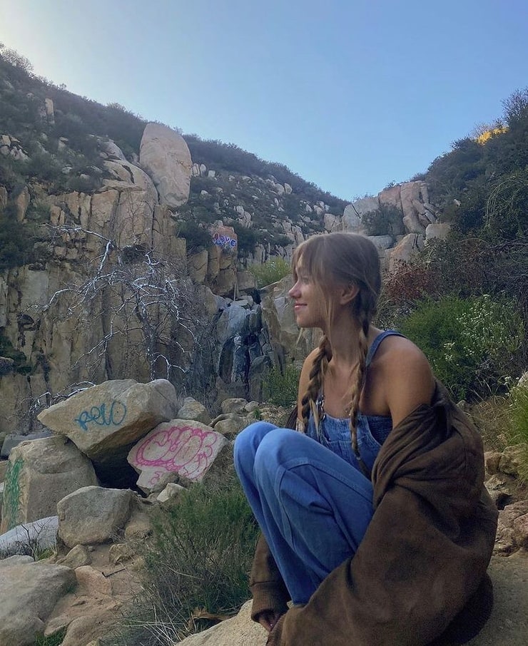 Image of Emily Skinner