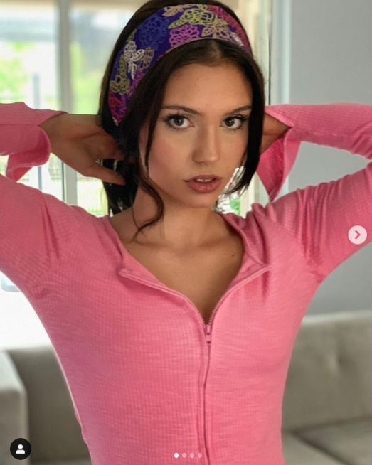 Maya Waverly image