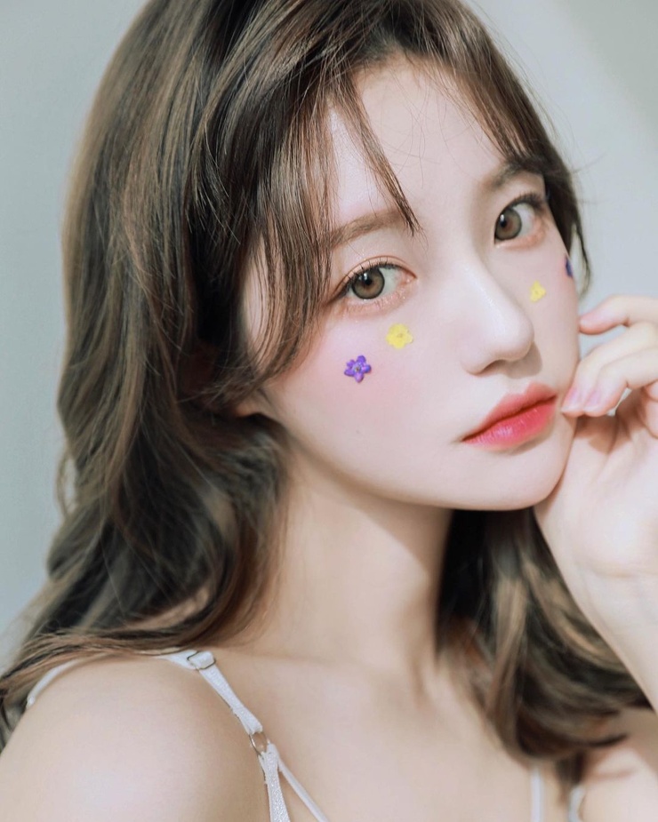 Picture of Jung Yoon