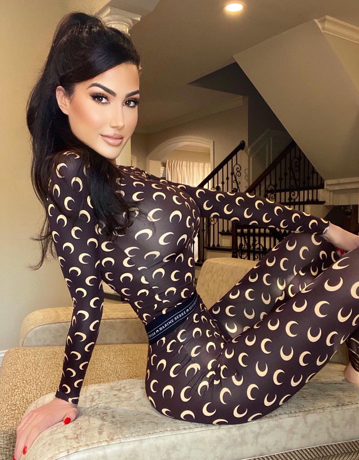 Image of Anastasia Sisi