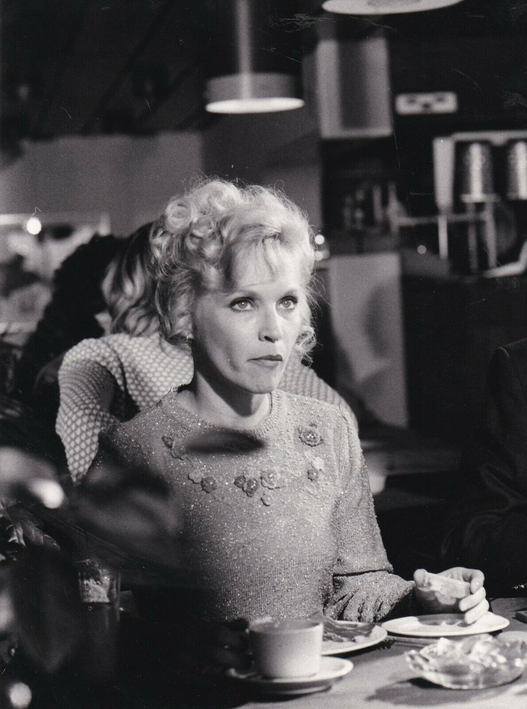 Sandra Dickinson