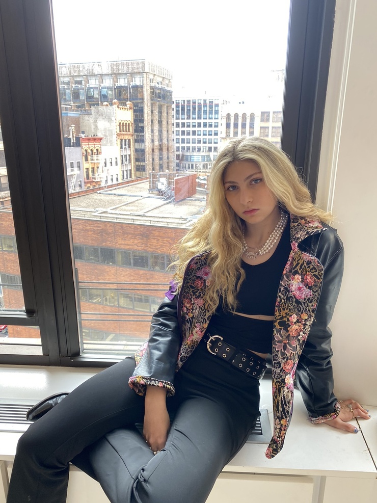 Picture of Blu DeTiger