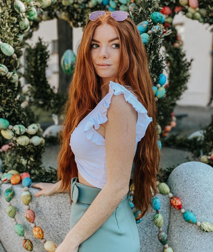 Image of Laura Roxanna