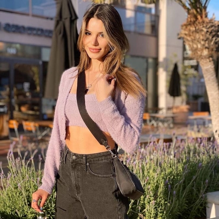 Picture of Madison Reed